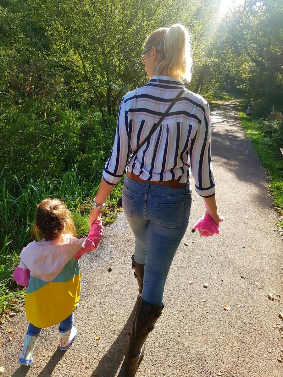 FRIENDS BEFORE AND AFTER MOTHERHOOD – BABY BUTTERFLIES 🦋 AND COFFEE ☕